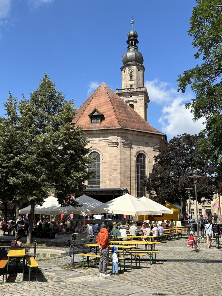 Herzlich Willkommen – bei der evangelischen Kirchengemeinde Erlangen ...